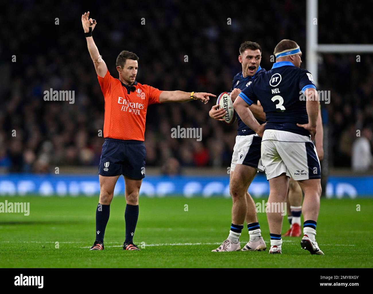 Paul williams referee hi-res stock photography and images - Alamy