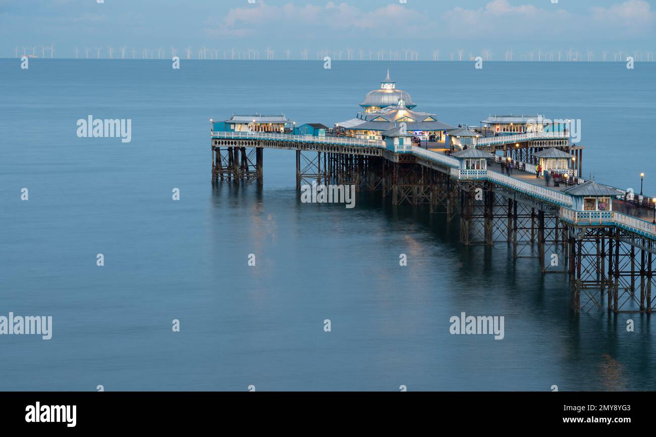 Victorian pier hi-res stock photography and images - Alamy
