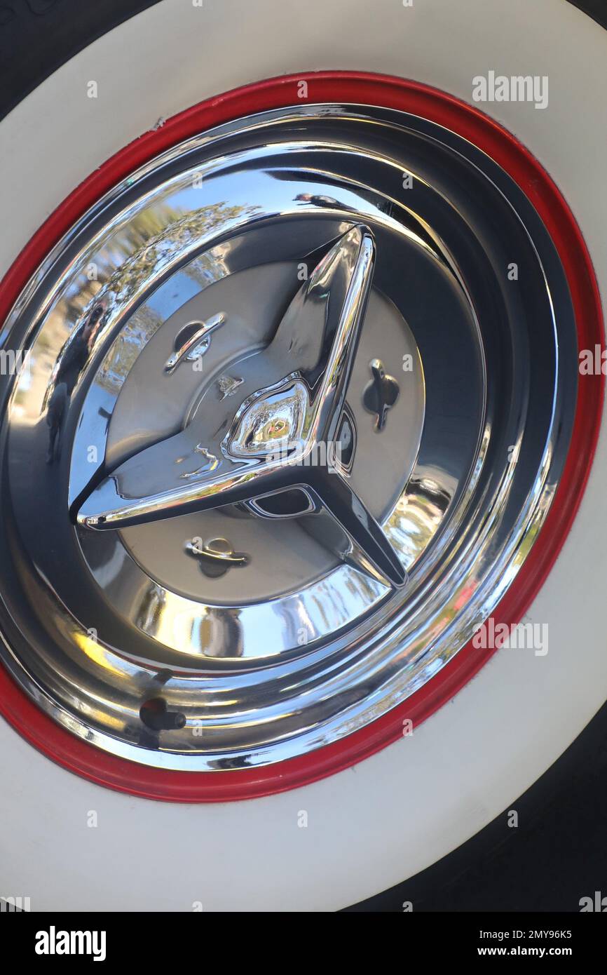 Starfire car hi-res stock photography and images - Alamy
