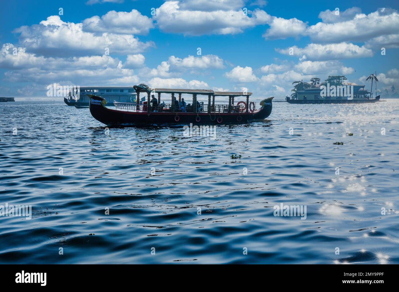 Beautiful landscape with a house boating in marine drive, Kochi, India ...