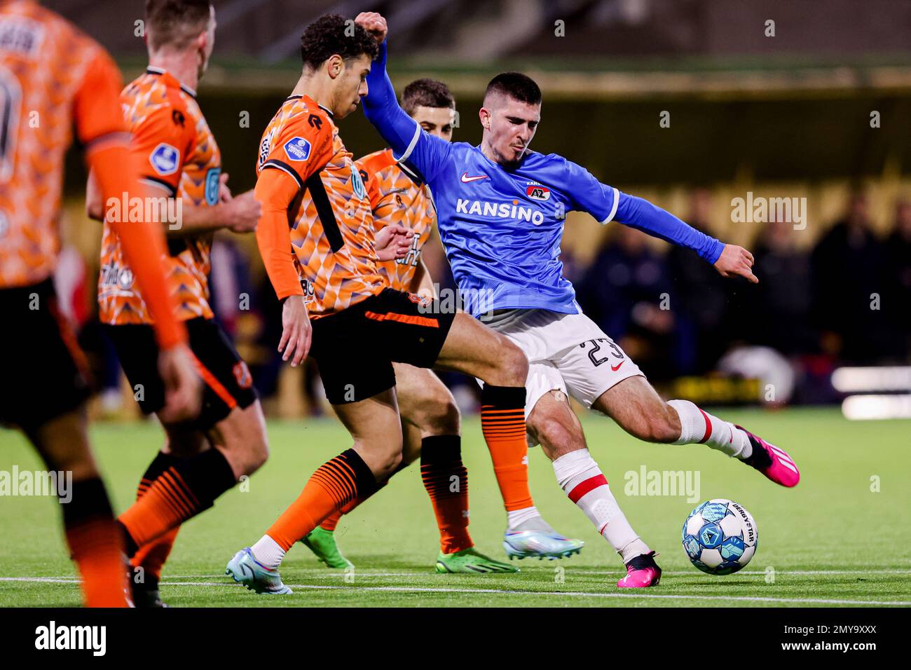 VOLENDAM, NETHERLANDS - FEBRUARY 4: Mayckel Lahdo of AZ Alkmaar, Walid ...