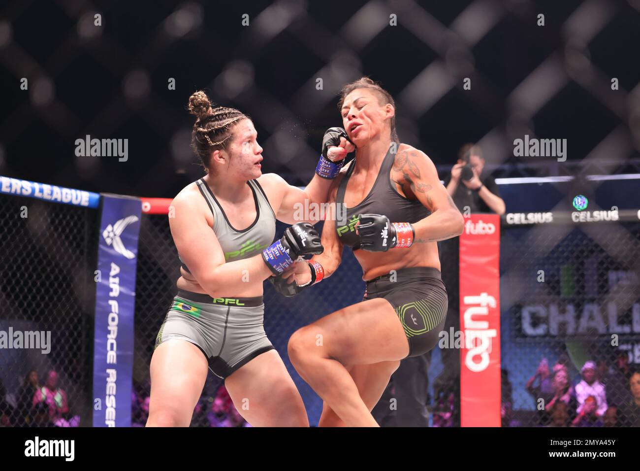 ORLANDO, FL - February 3: Evelyn Martins lands a shot during week 1 of ...