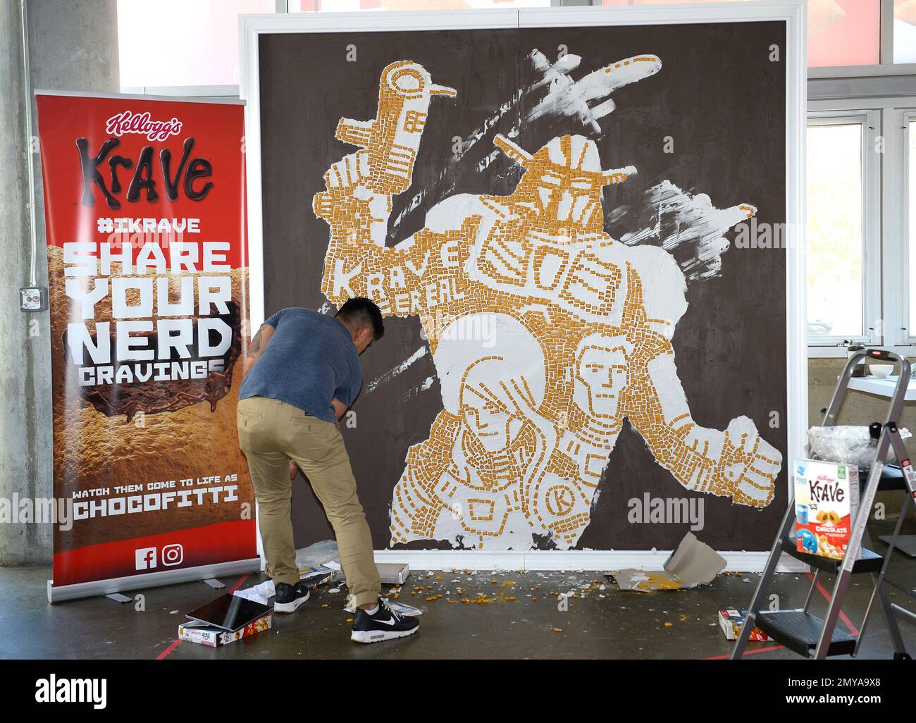 Comic illustrator Francis Manapul spent his morning creating chocolate ...