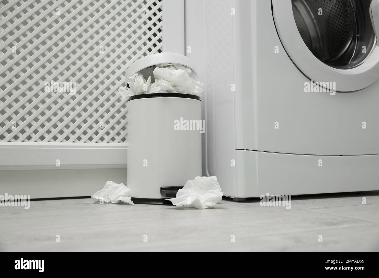 Tissue washing machine hi-res stock photography and images - Alamy