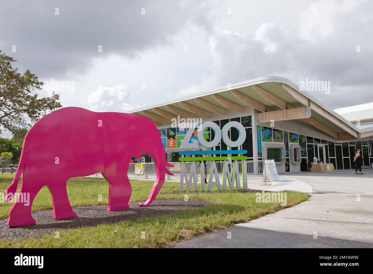 The entrance to Zoo Miami is shown, Friday, July 15, 2016, in Miami ...