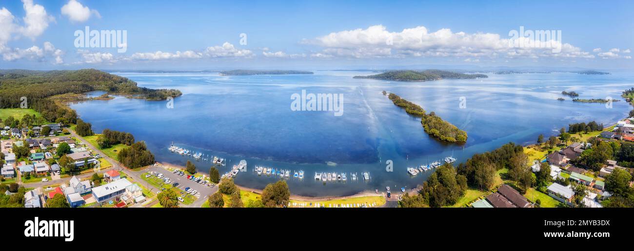 Scenic waterfront of Lake Macquarie from Swansea town on Pacific coast ...