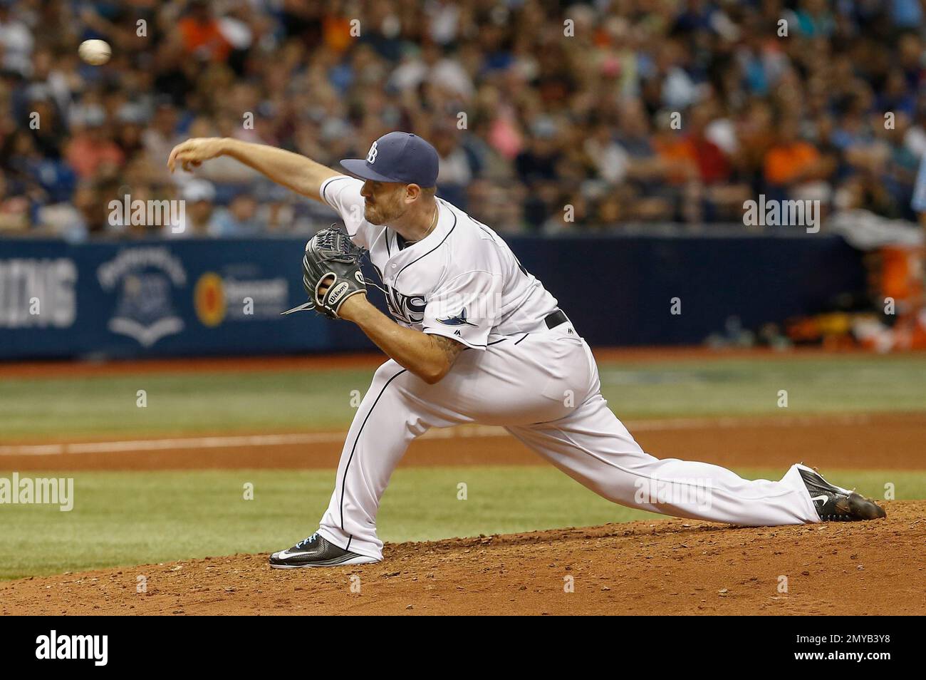 Tampa Bay Rays relief pitcher Kevin Jepsen (40) throws during the ninth ...