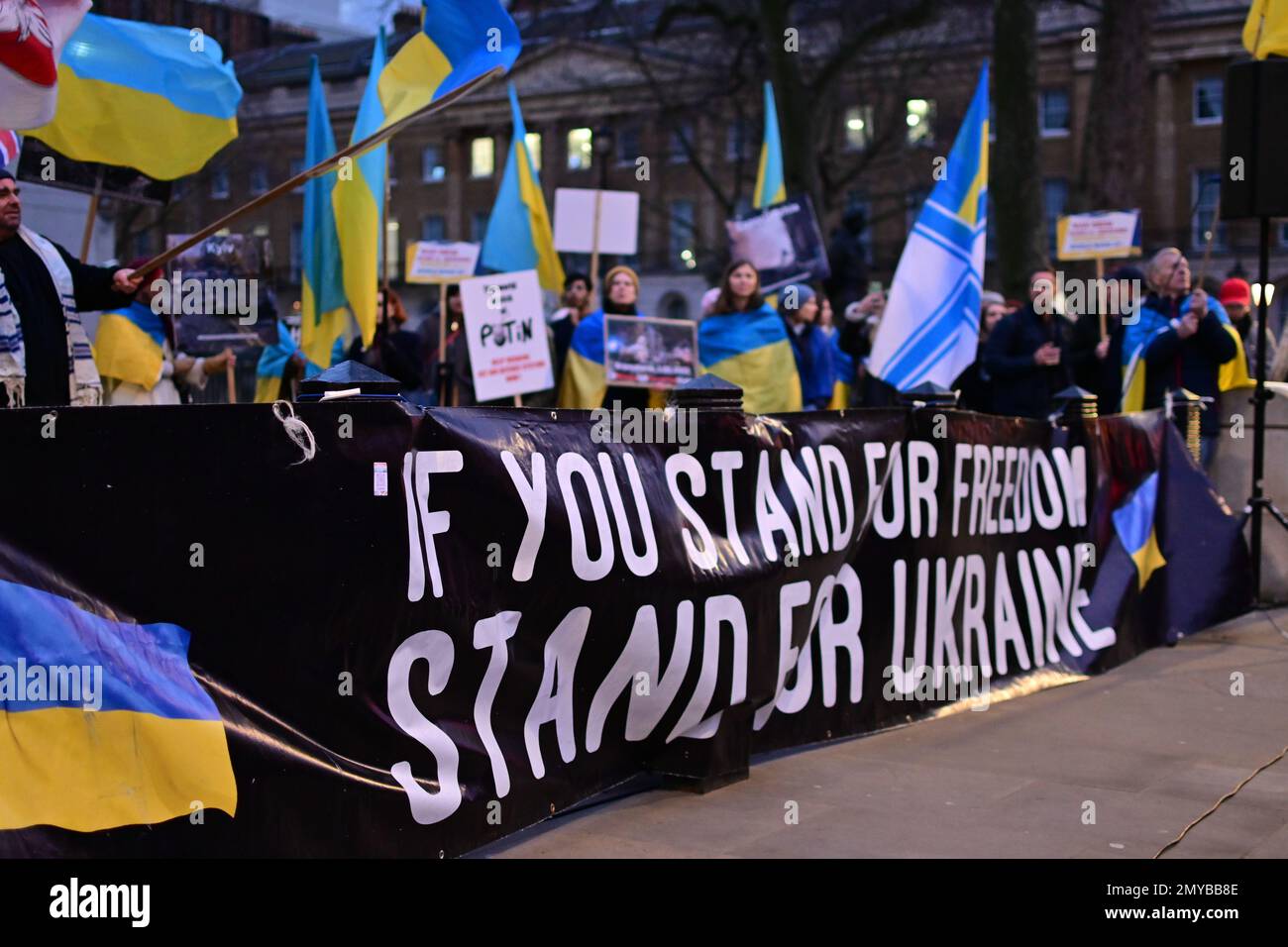 Downing Street, London, UK, 4 February 2023: The Ukrainian community is ...