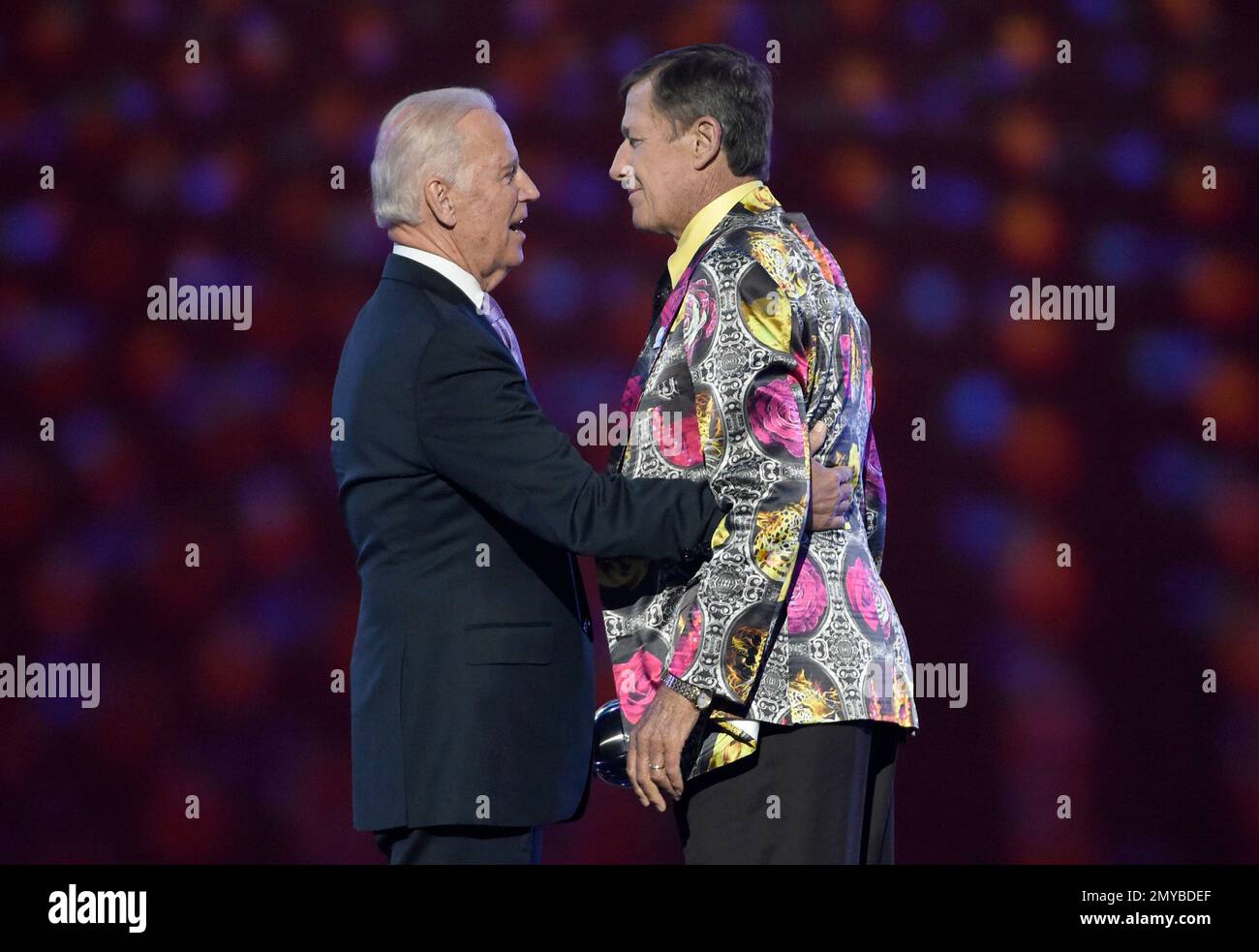 Vice President Joe Biden, left, presents Craig Sager the Jimmy V award ...