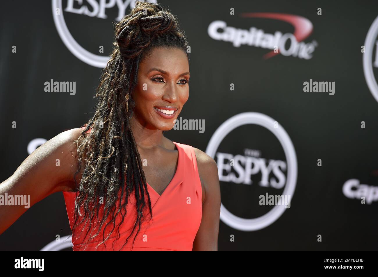 Former WNBA player Lisa Leslie arrives at the ESPY Awards at the ...