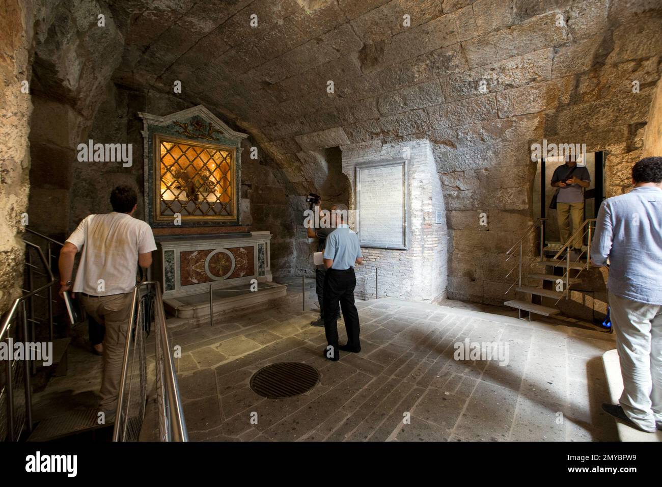 People visit the ancient Roman Mamertine Prison, also know as the ...