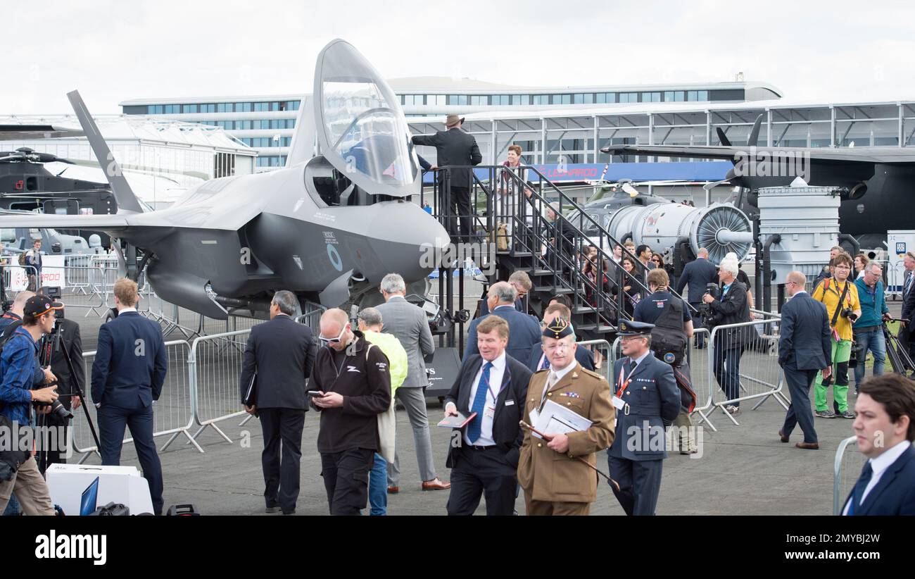 IMAGE DISTRIBUTED FOR PRATT & WHITNEY - Visitors to the Farnborough ...