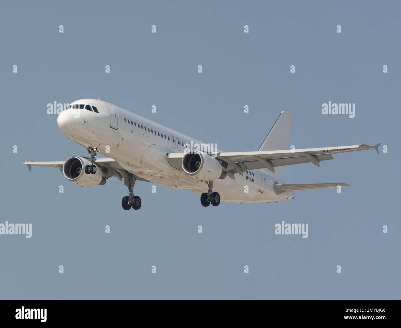 The Pakistan International Airlines Airbus A320-214 arriving at Dubai ...