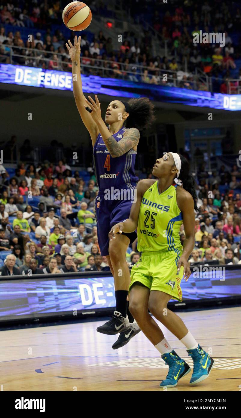 Phoenix Mercury forward Candice Dupree (4) shoots against Dallas Wings ...