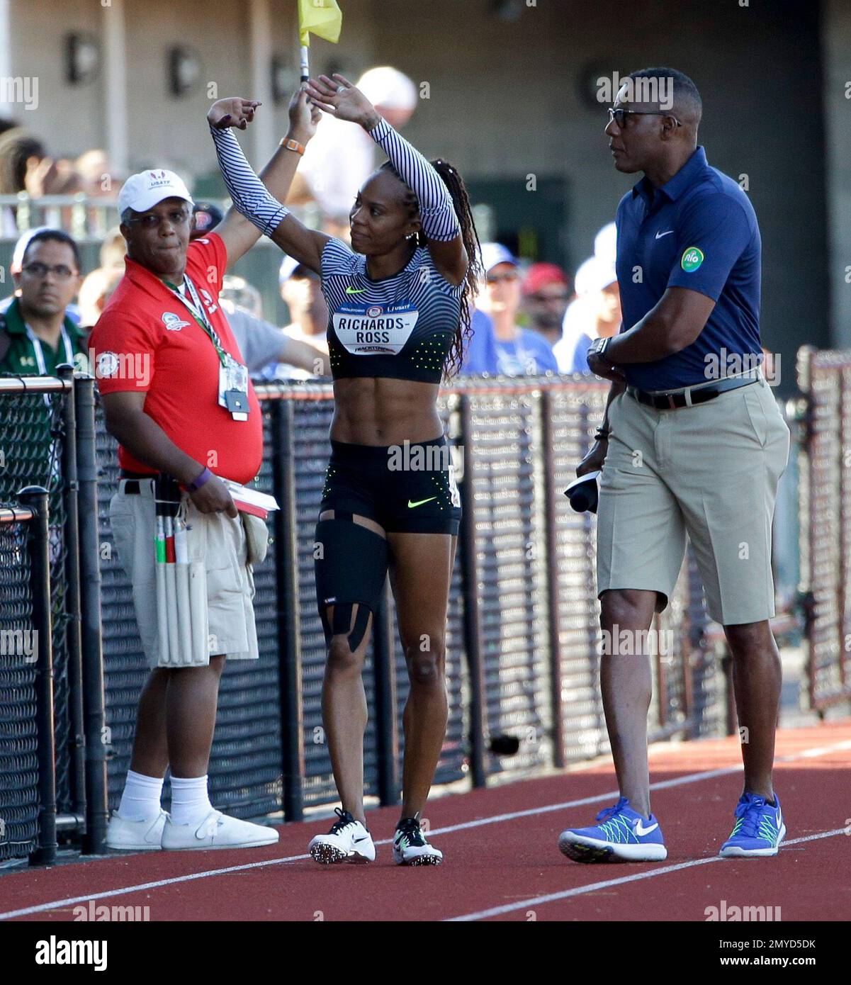 Sanya Richards-Ross waves to the crowd after after pulling up 250 ...