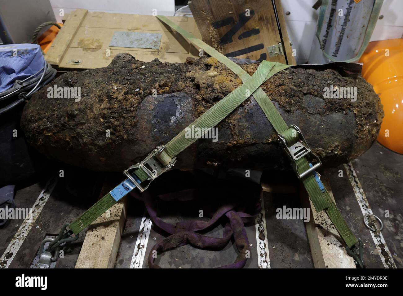 Leverkusen, Germany. 04th Feb, 2023. Explosive ordnance disposal ...