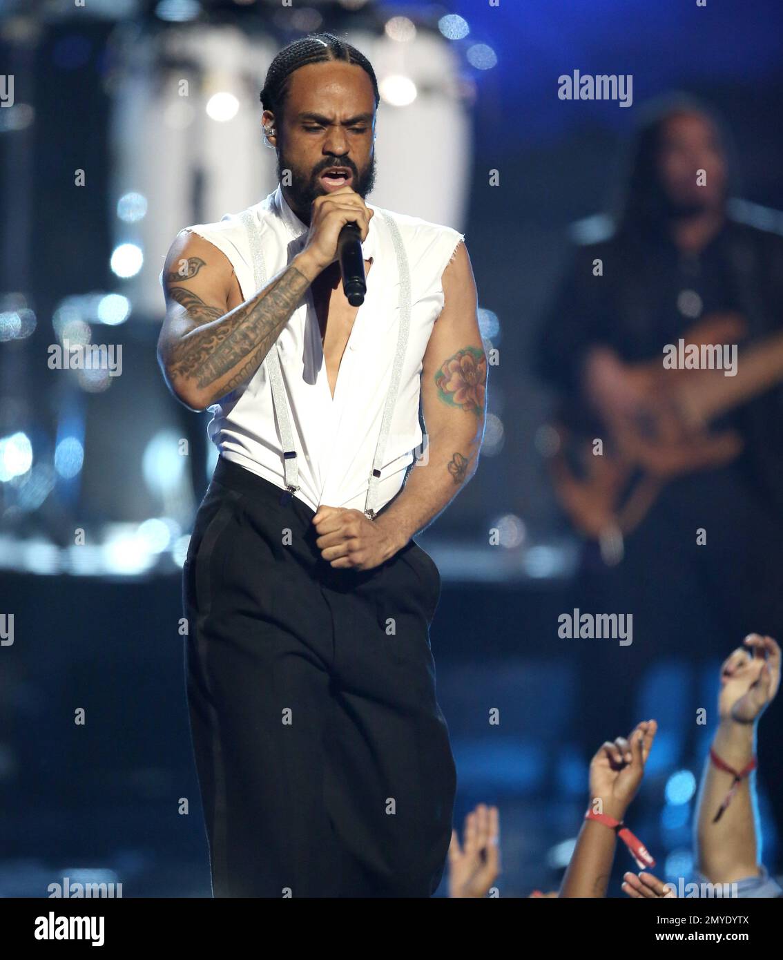 Bilal performs “The Beautiful Ones” during a tribute to Prince at the ...