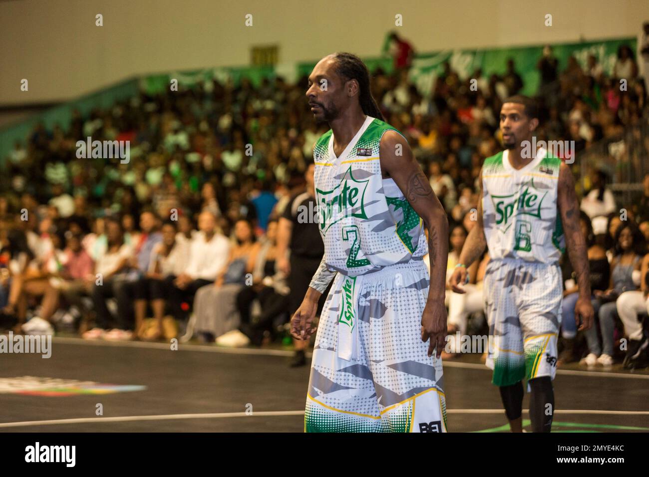 Snoop Dogg plays at the BET Experience - Sprite celebrity basketball ...