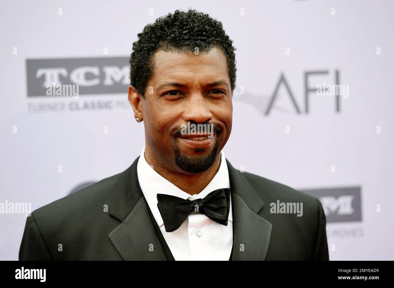 Actor/comedian Deon Cole poses at the 2016 AFI Life Achievement Award ...