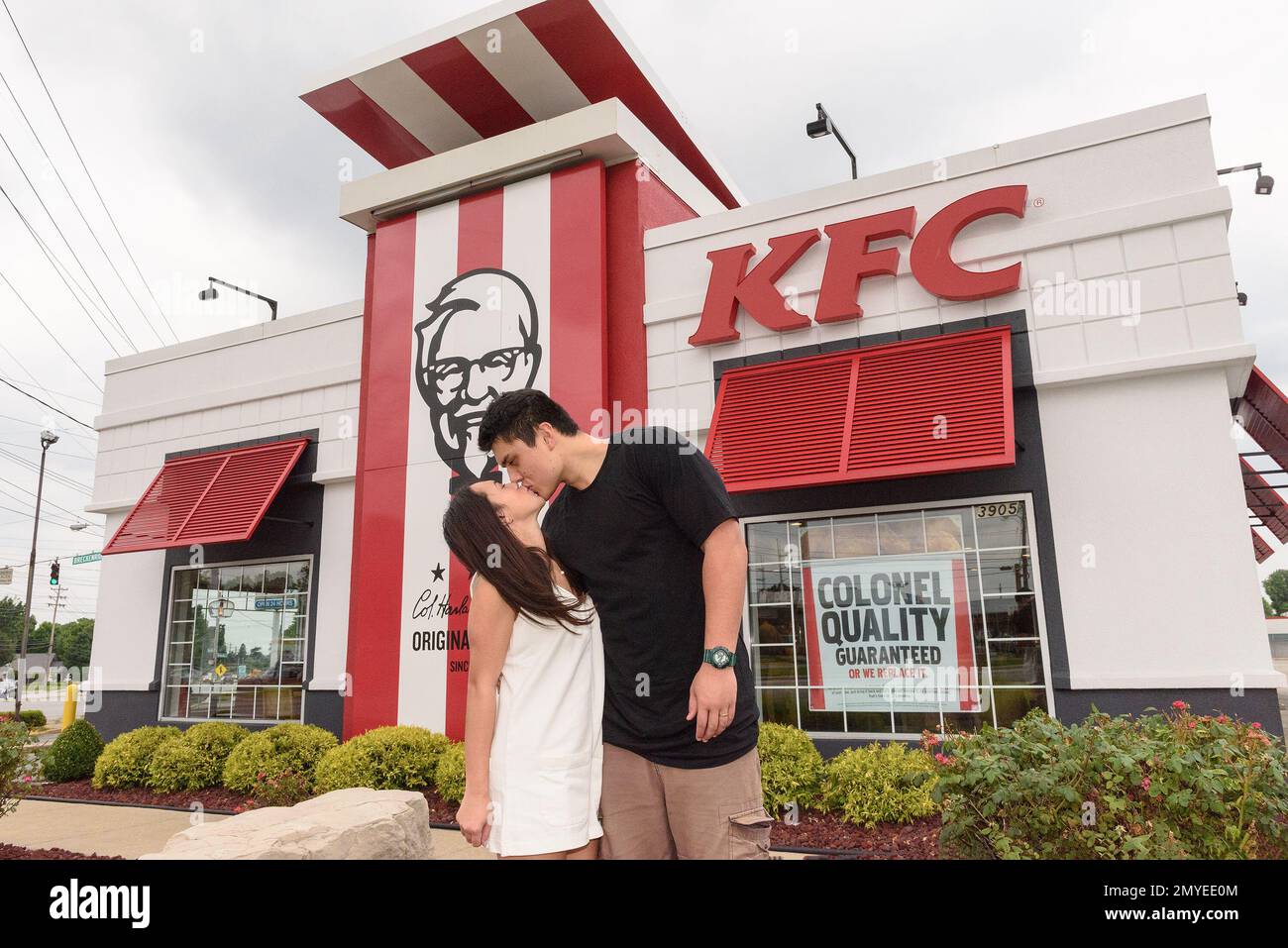 IMAGE DISTRIBUTED FOR KFC - New Zealand Newlyweds Louis and Ashleigh ...
