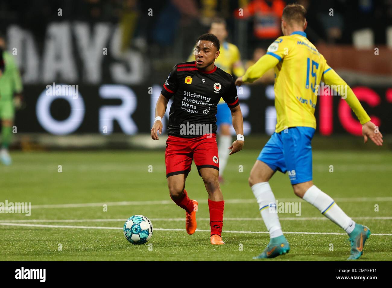 ROTTERDAM, NETHERLANDS - FEBRUARY 4: Vicente Besuijen of Excelsior Rotterdam, Lars Nieuwpoort of ...