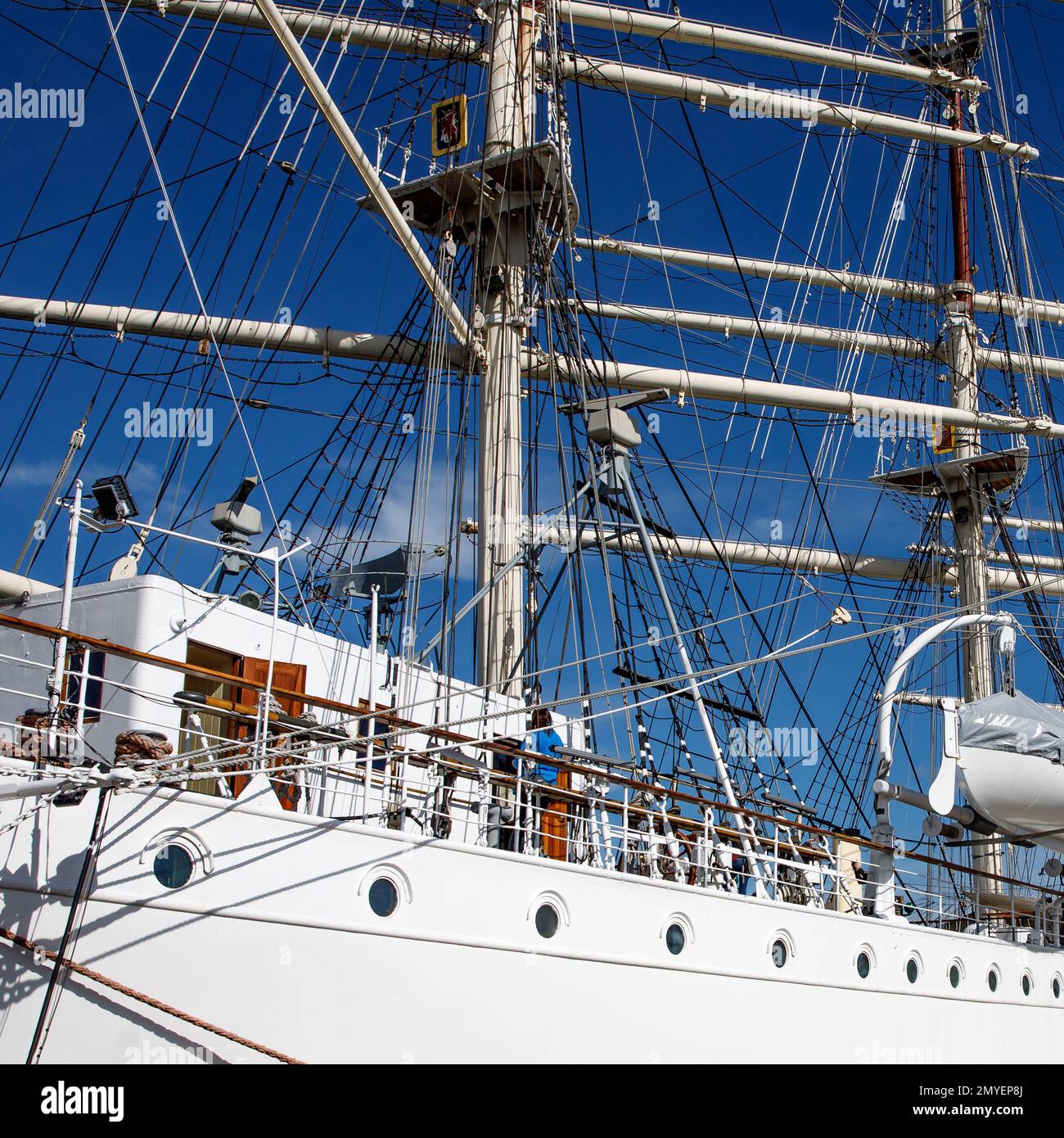 Sailing ship rigging, masts and cables Stock Photo - Alamy
