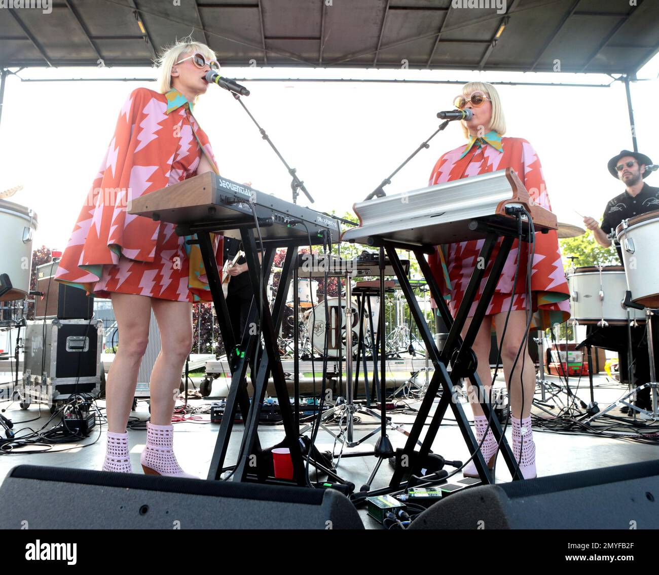Jess Wolfe, left, and Holly Laessig of Lucius perform in concert during ...
