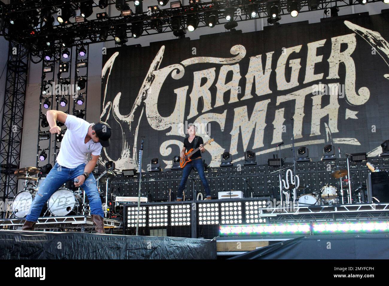 Granger Smith performs at LakeShake at FirstMerit Bank Pavilion on ...