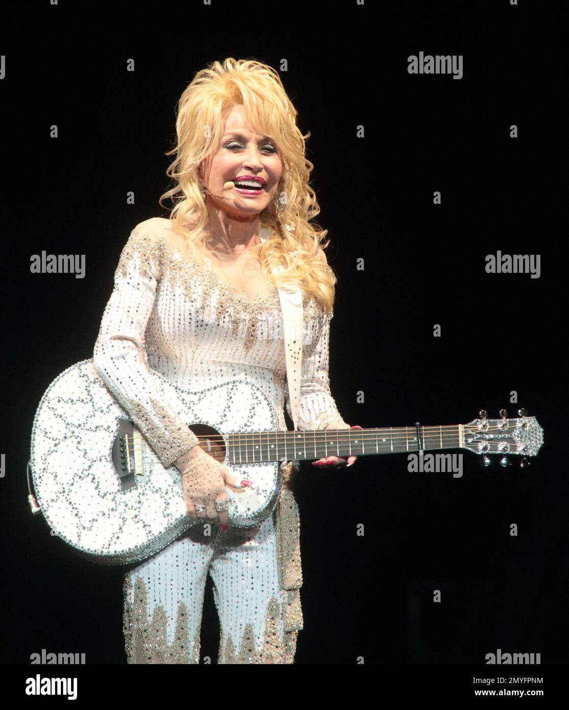 Dolly Parton performs in concert during her “Pure & Simple Tour” at The ...
