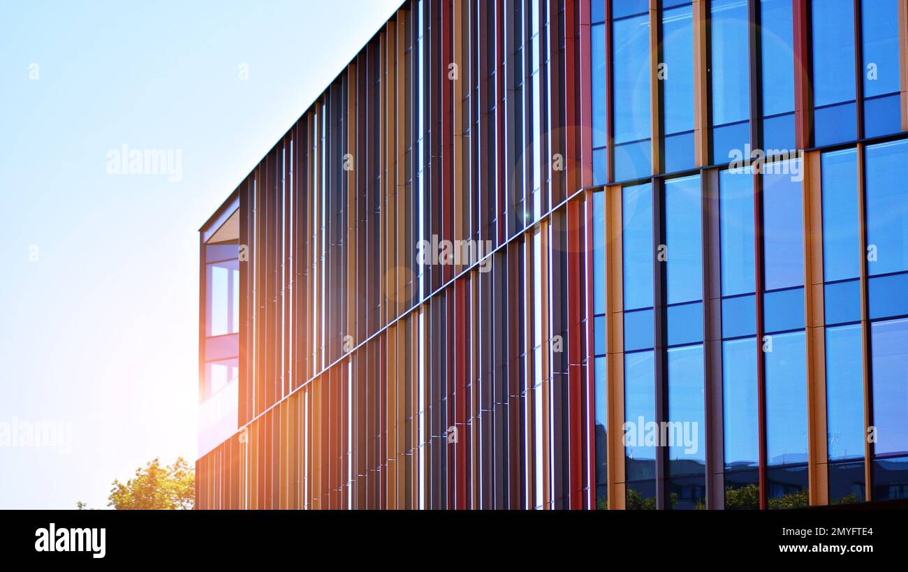 Minimalist glass facade, steel framework holding the large transparent ...