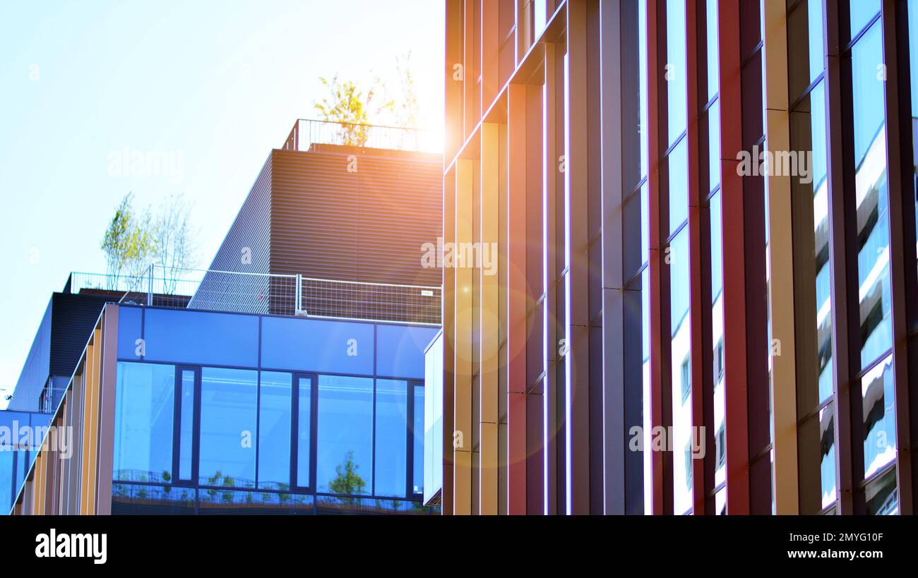 Minimalist glass facade, steel framework holding the large transparent ...