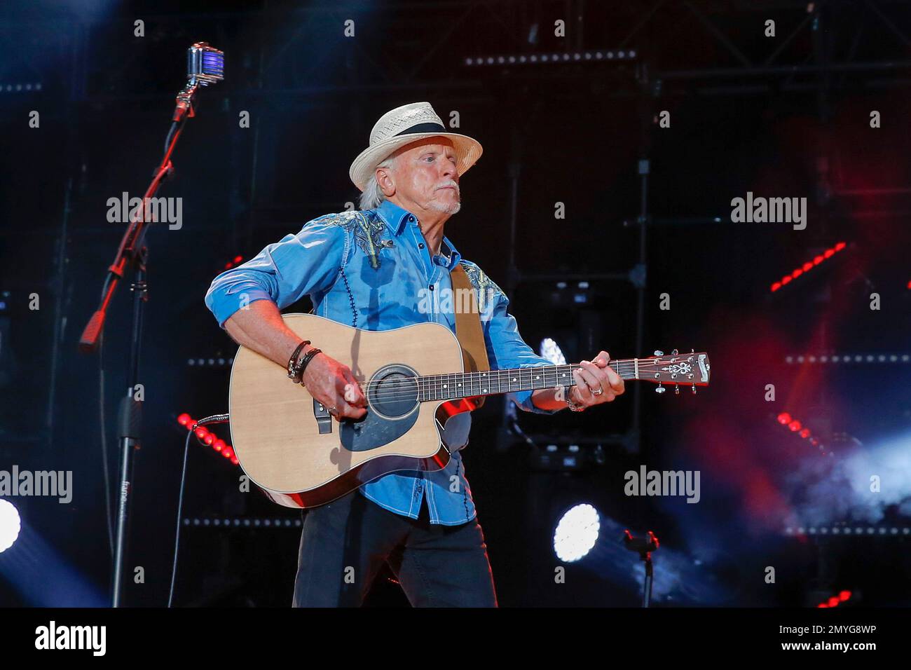 Les Taylor from Exile performs at the CMA Music Festival at Nissan ...