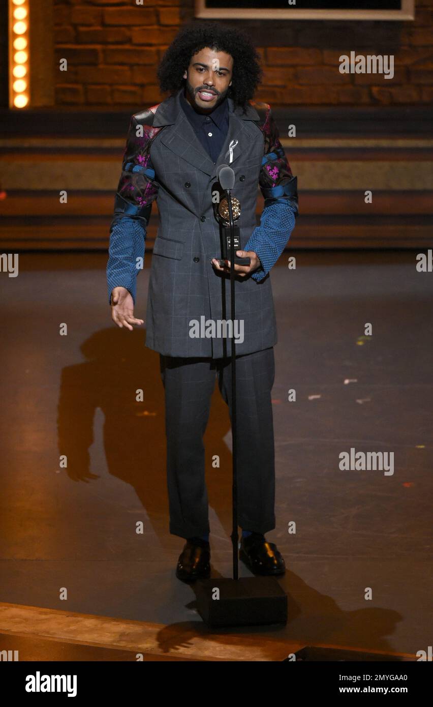 Daveed Diggs accepts the award for featured actor in a musical for ...