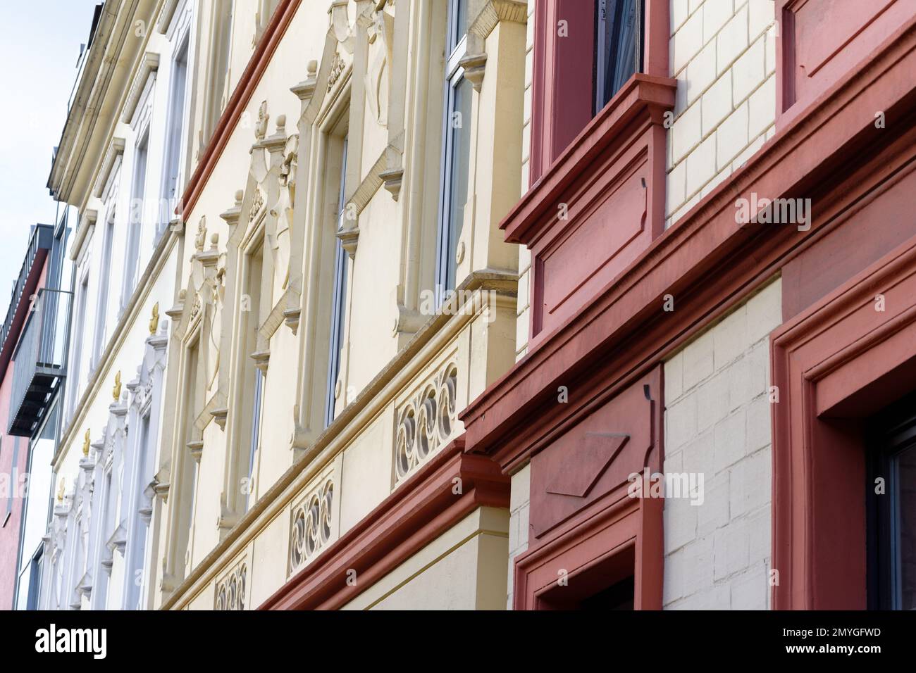 Tenement hi-res stock photography and images - Alamy
