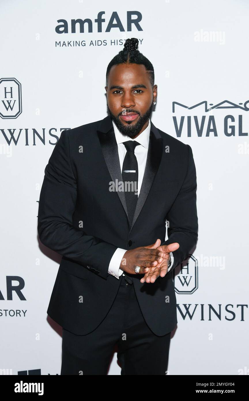 Singer Jason Derulo attends the amfAR Inspiration Gala honoring Naomi ...