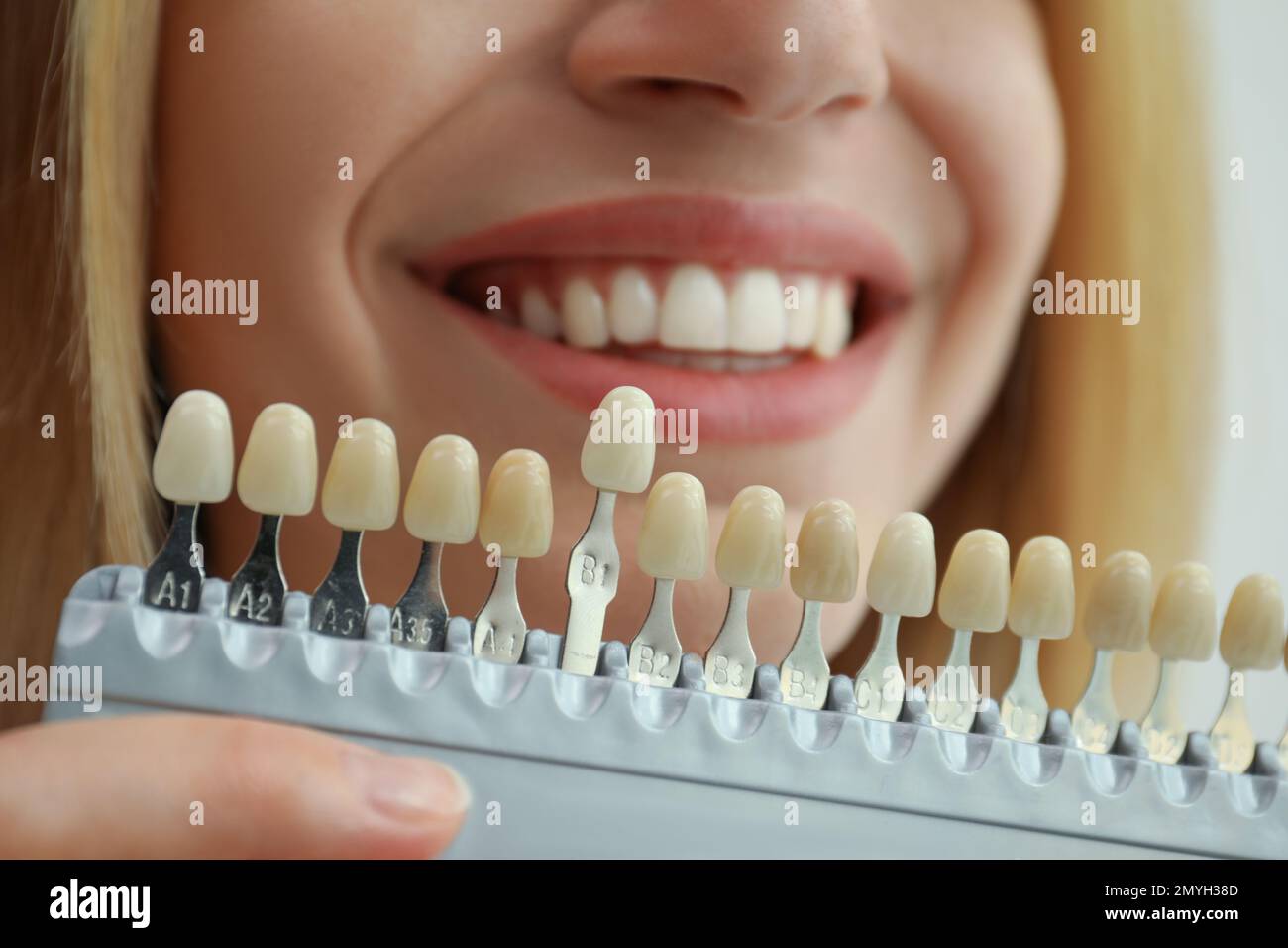 Tooth color palette hi-res stock photography and images - Alamy