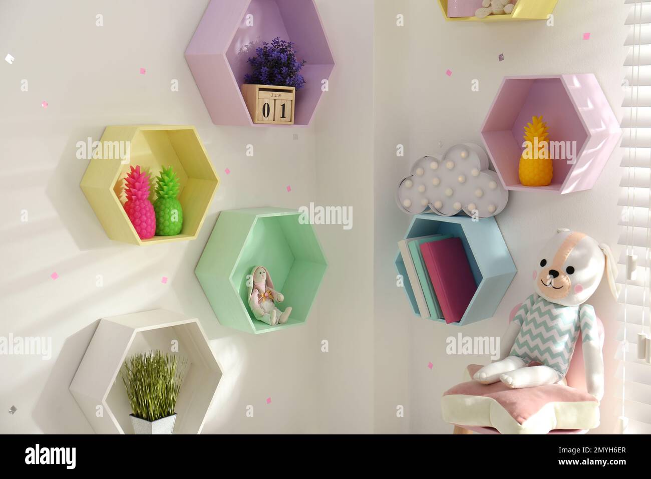 Hexagon contemporary design hi-res stock photography and images - Alamy