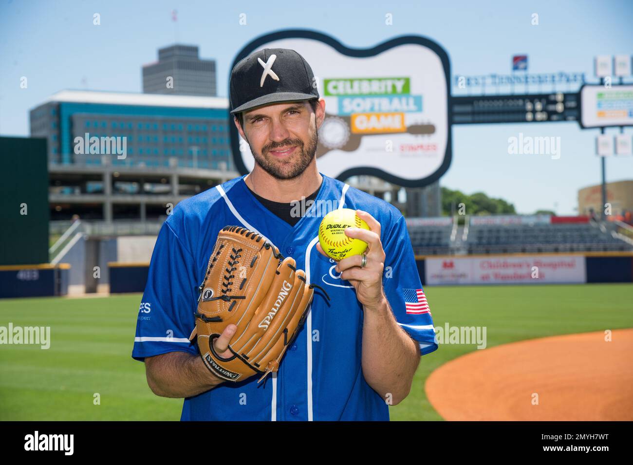 Barry Zito poses at the 26th Annual City of Hope Celebrity Softball ...