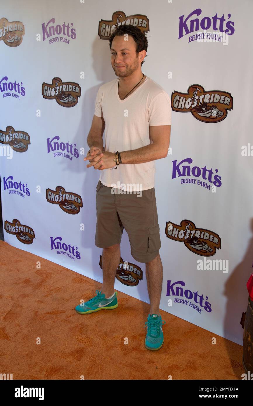 Jonathan Sadowski arrives at the event to celebrate the return of the ...