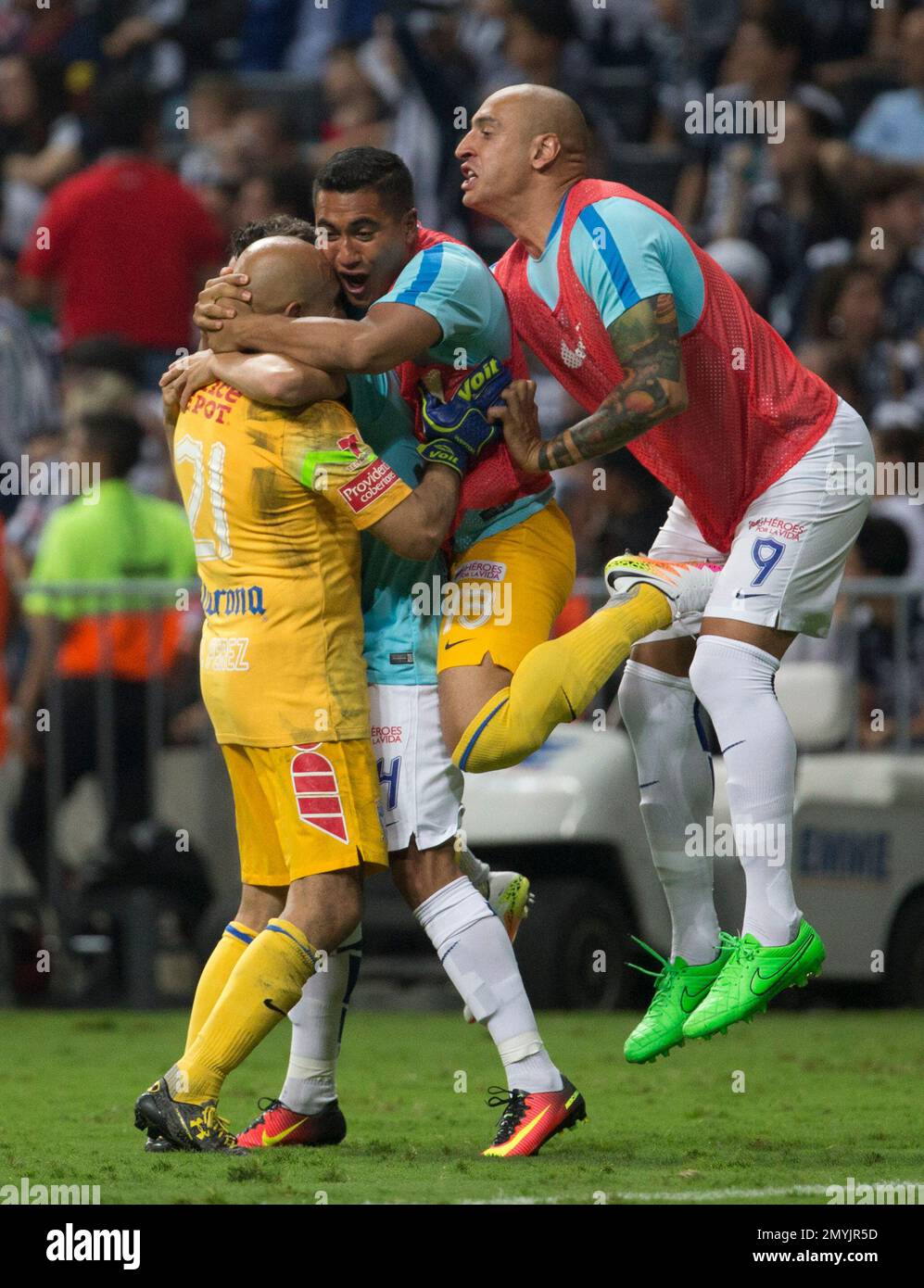 The players of Pachuca celebrate the end of match after defeating ...