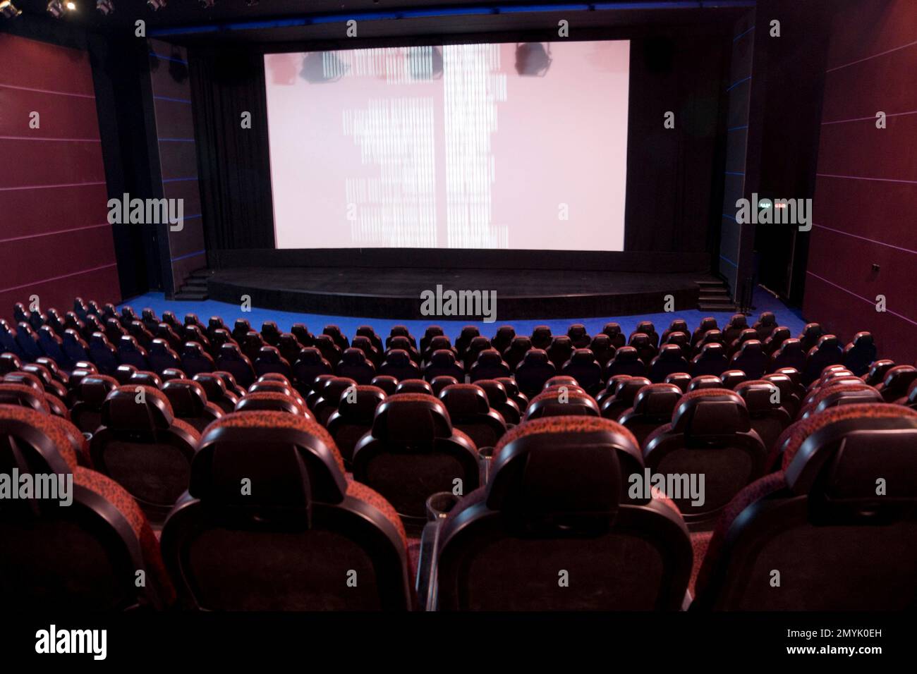 World cinema hi-res stock photography and images - Alamy