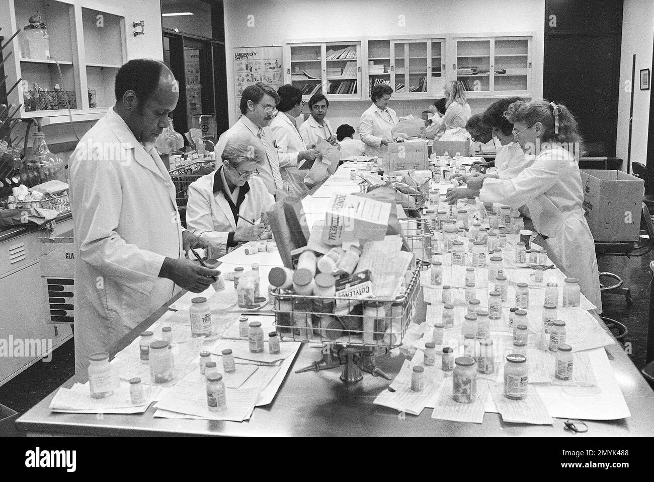 FILE - In this Oct. 4, 1982 file photo, Chicago City Health Department ...