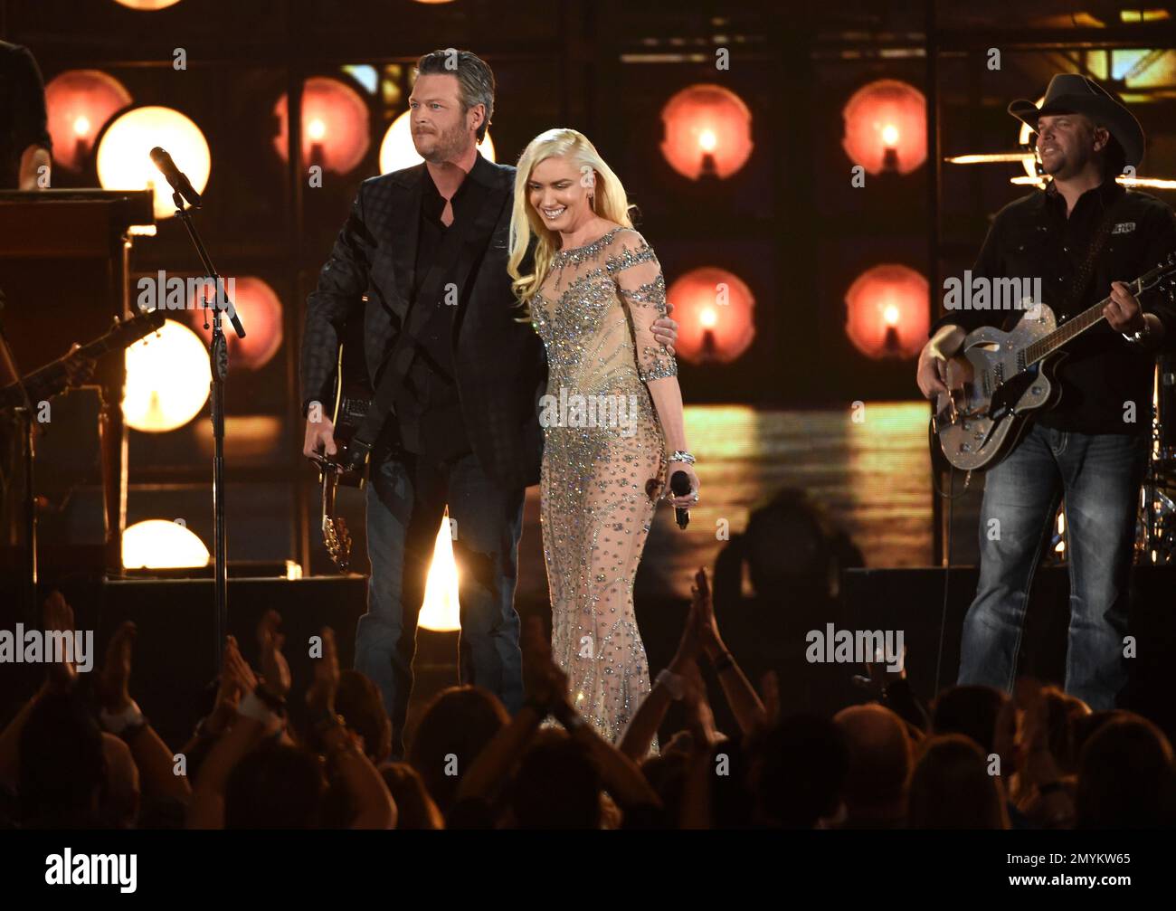 Blake Shelton, left, and Gwen Stefani perform “Go Ahead and Break My ...