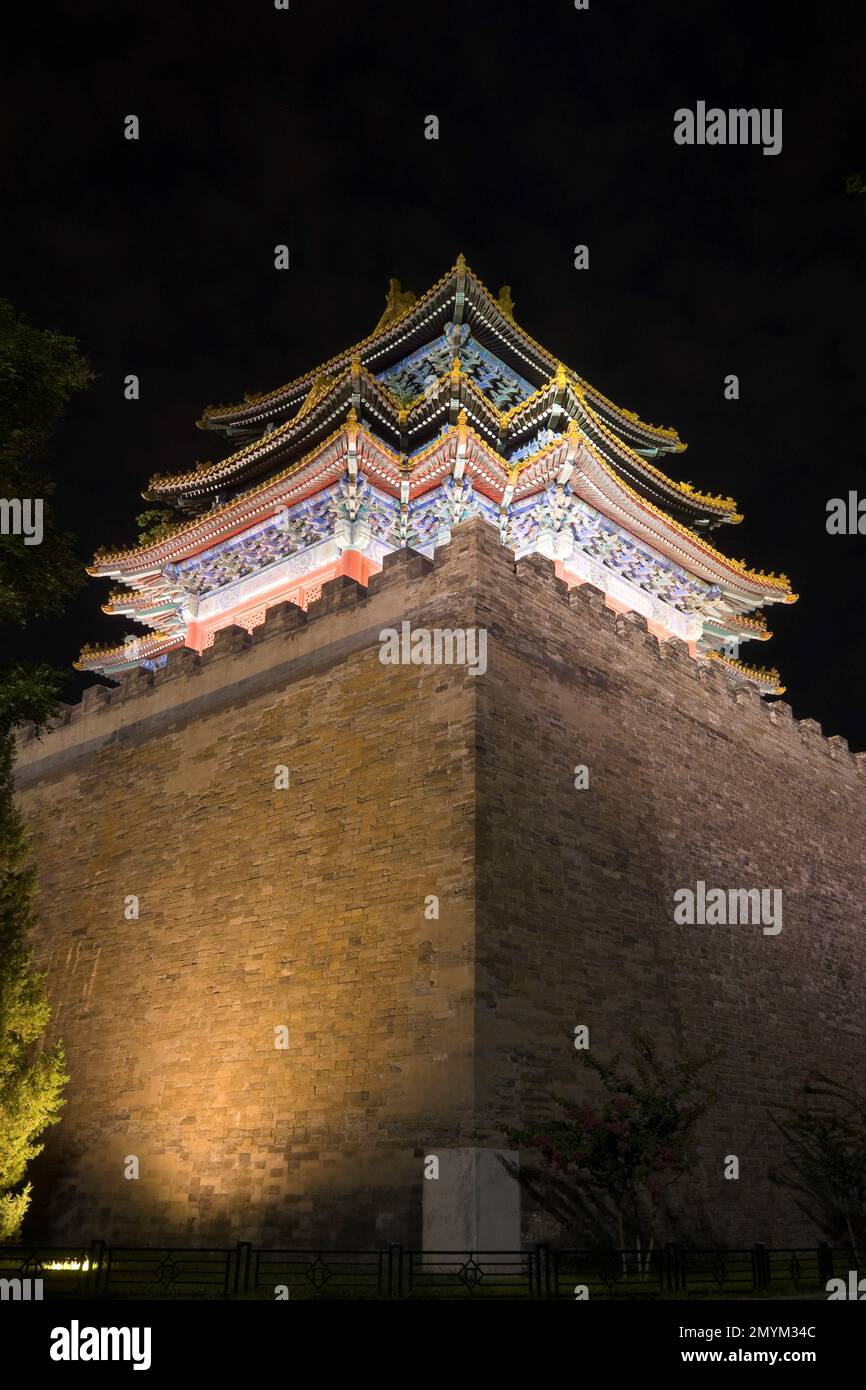 Watchtower at night hi-res stock photography and images - Alamy