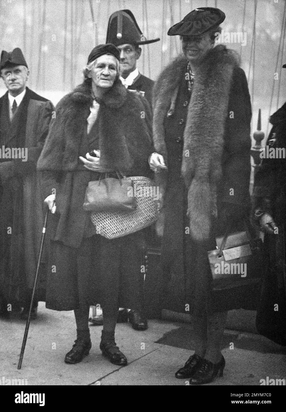 First lady Eleanor Roosevelt, right, poses with Lady Montgomery in ...