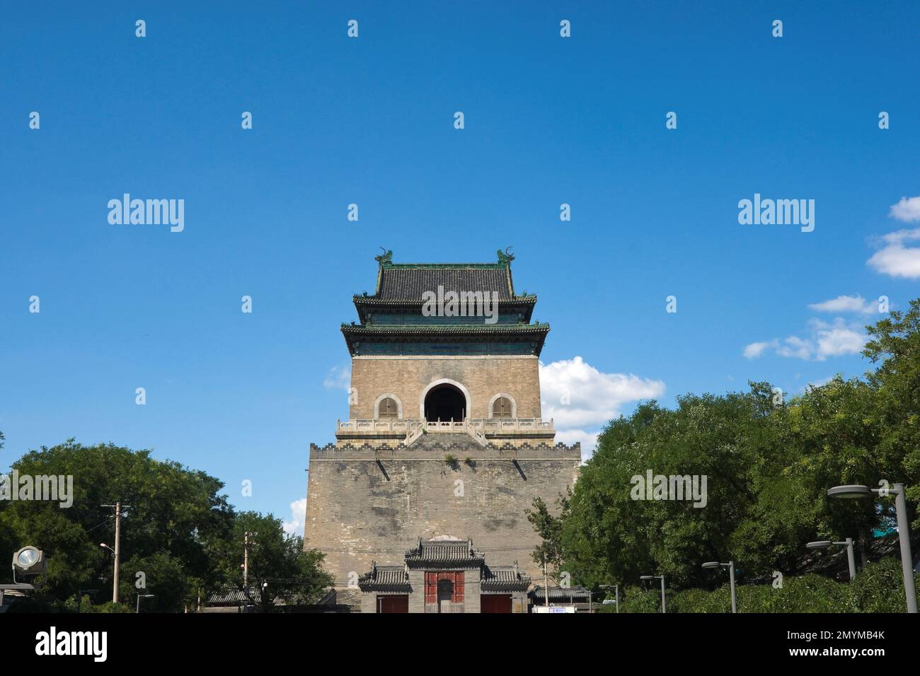 Primitive clock hi-res stock photography and images - Alamy