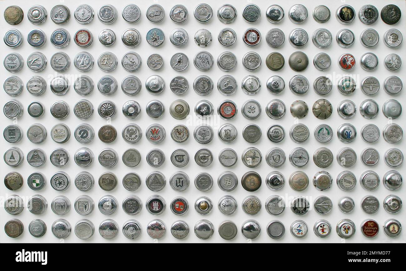 Collection of bells hi-res stock photography and images - Alamy