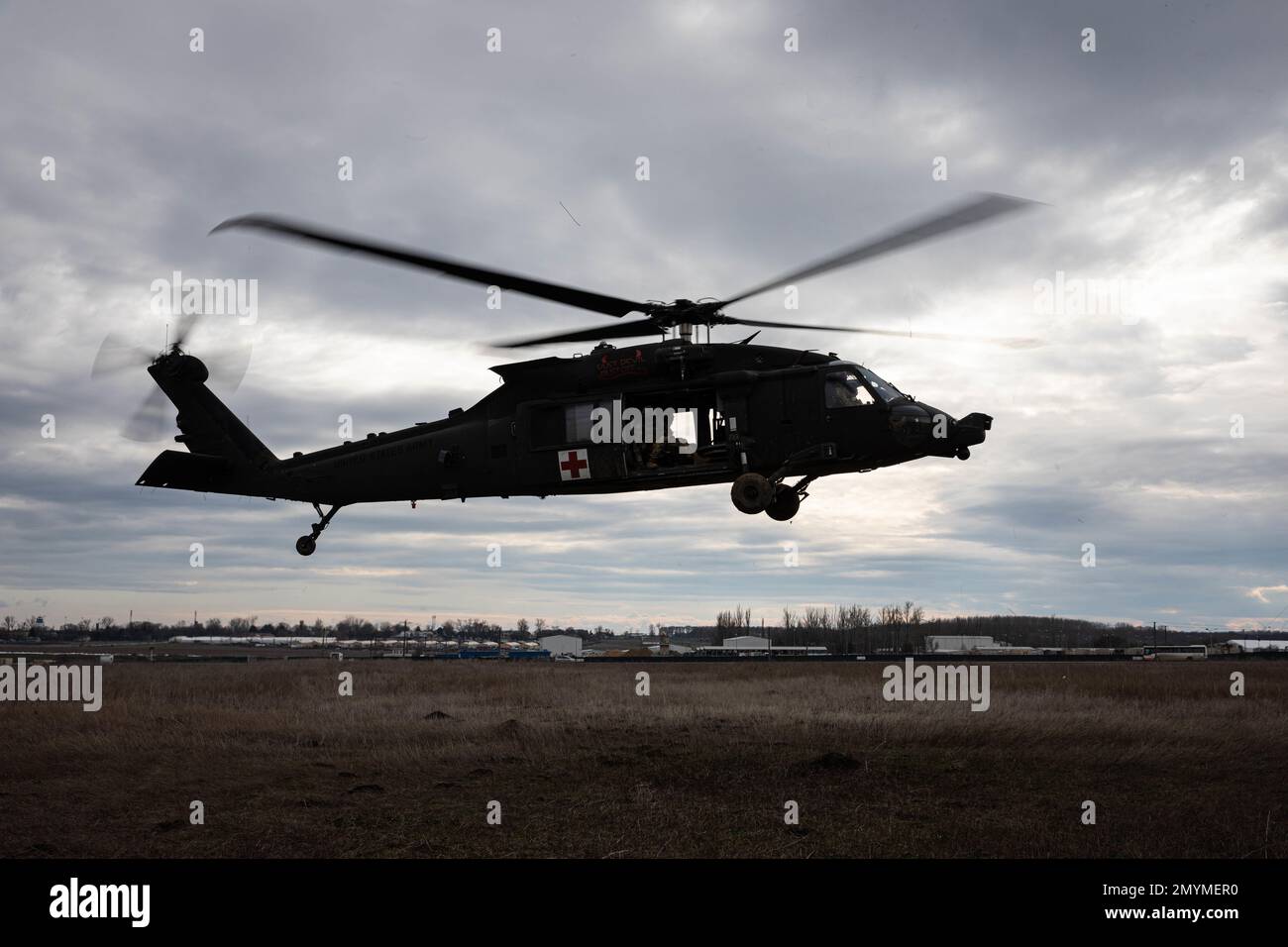 Soldiers assigned to the 39th Brigade Engineer Battalion, 2nd Brigade ...