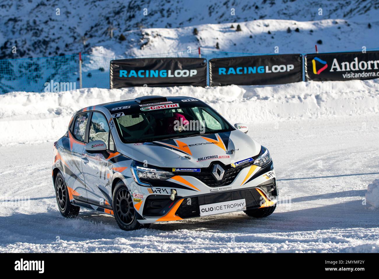 77A Emma CHALVIN (FR), WRM BY CHANOINE M. / SRD RACING, action 77B Tom ...