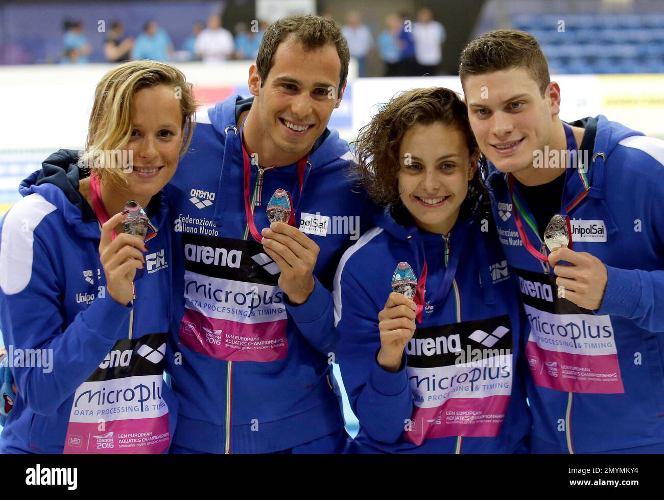 The members of team Italy pose with their silver medals after the ...